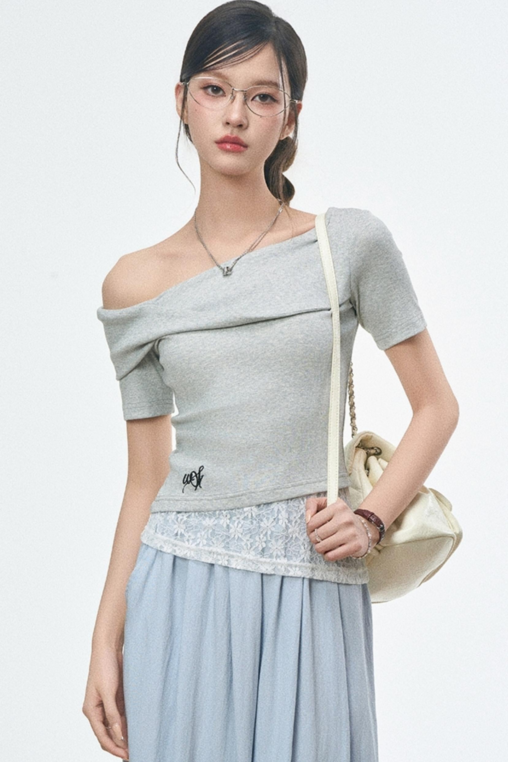 Chic Cropped Tee – UrbanSheek
