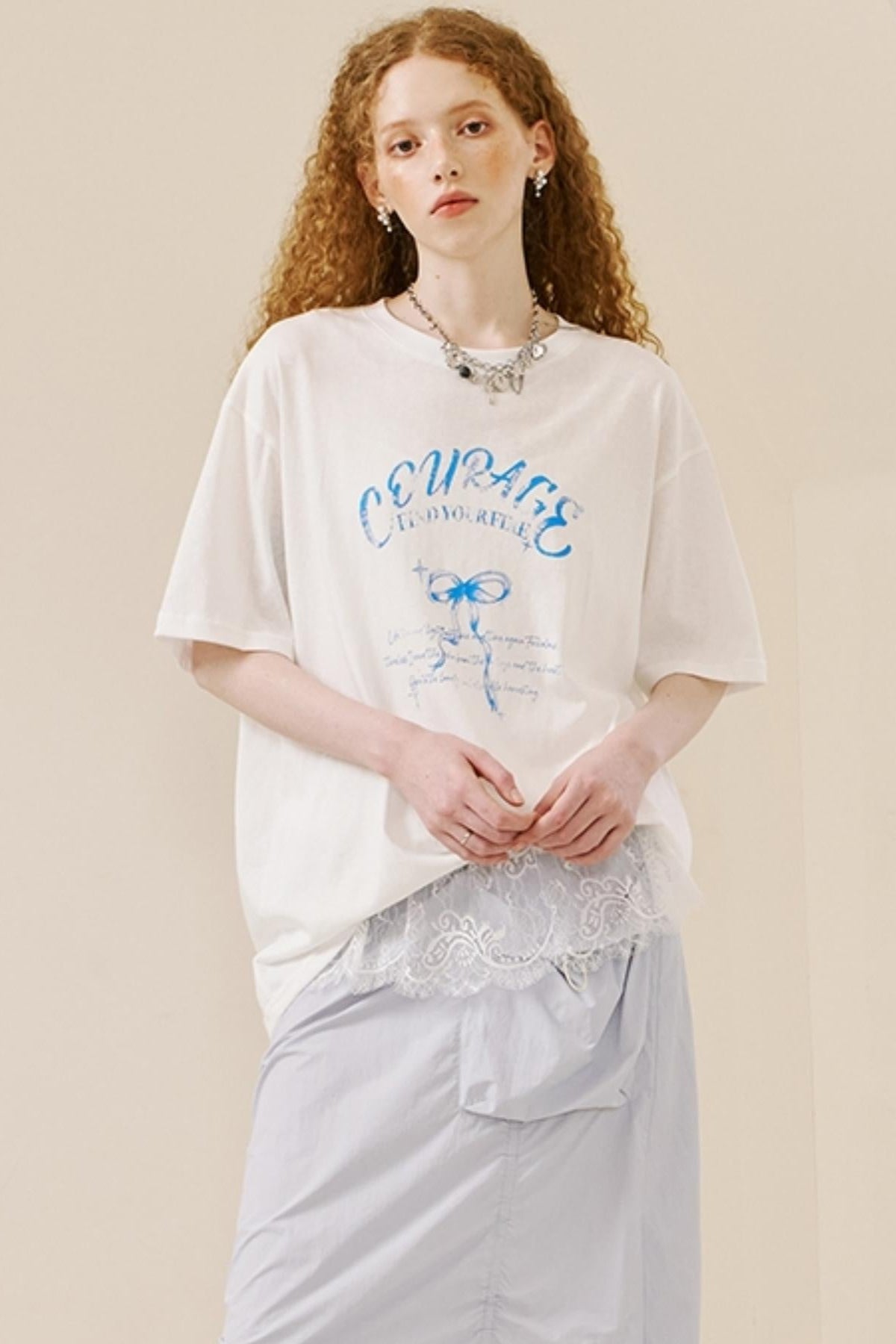 Vintage Bow Print Tee – UrbanSheek