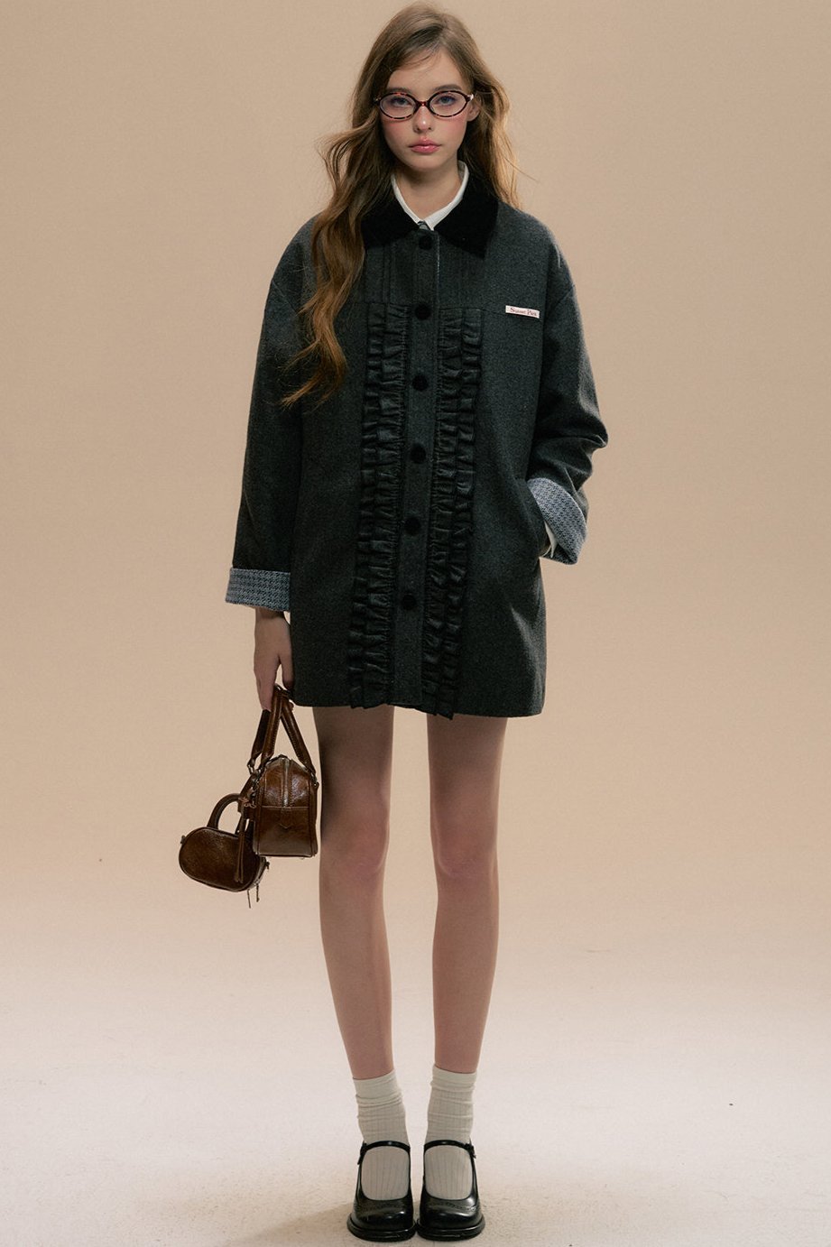 Fungus-Trimmed Dark Gray Tweed Coat – UrbanSheek