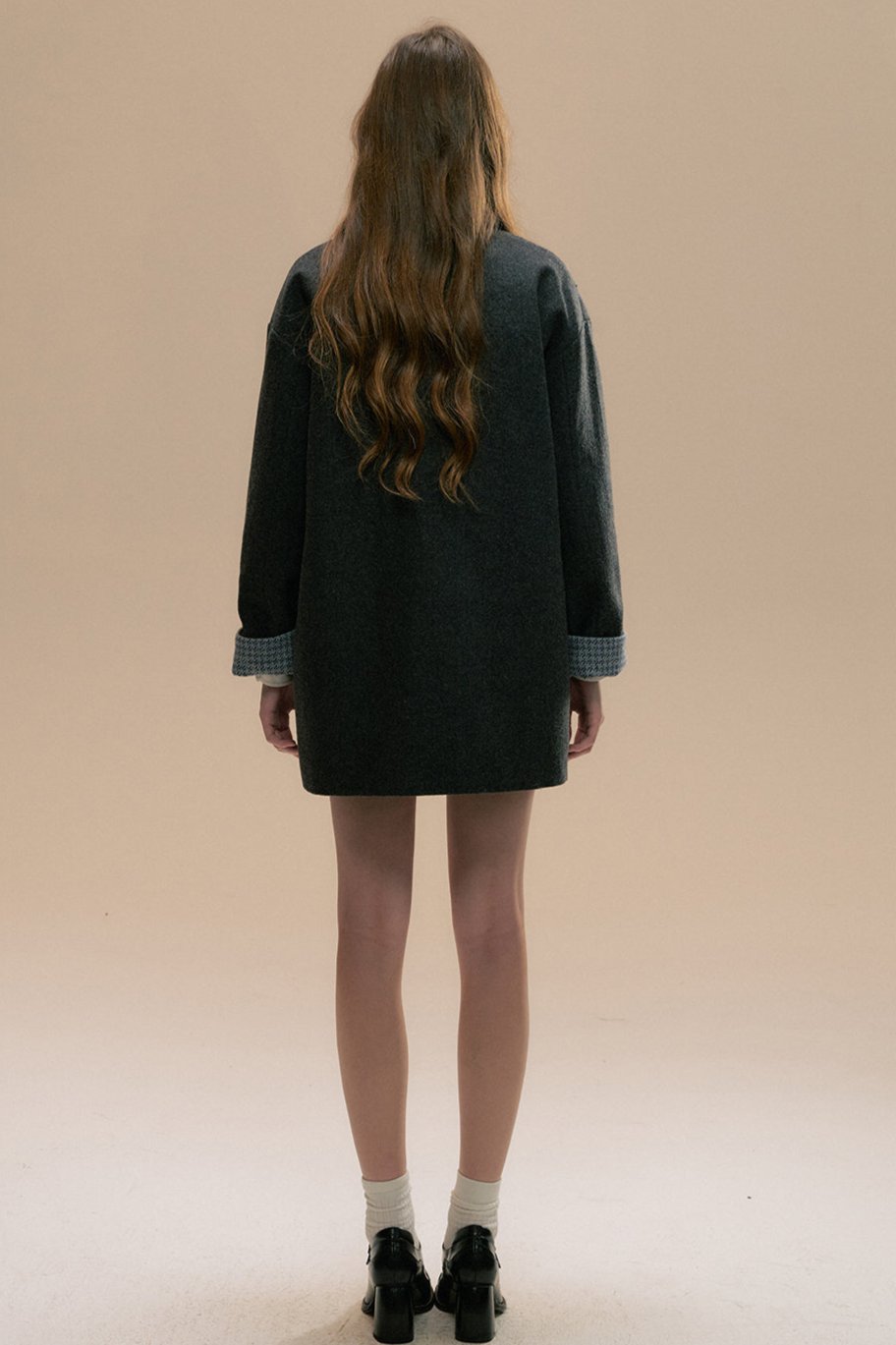 Fungus-Trimmed Dark Gray Tweed Coat – UrbanSheek