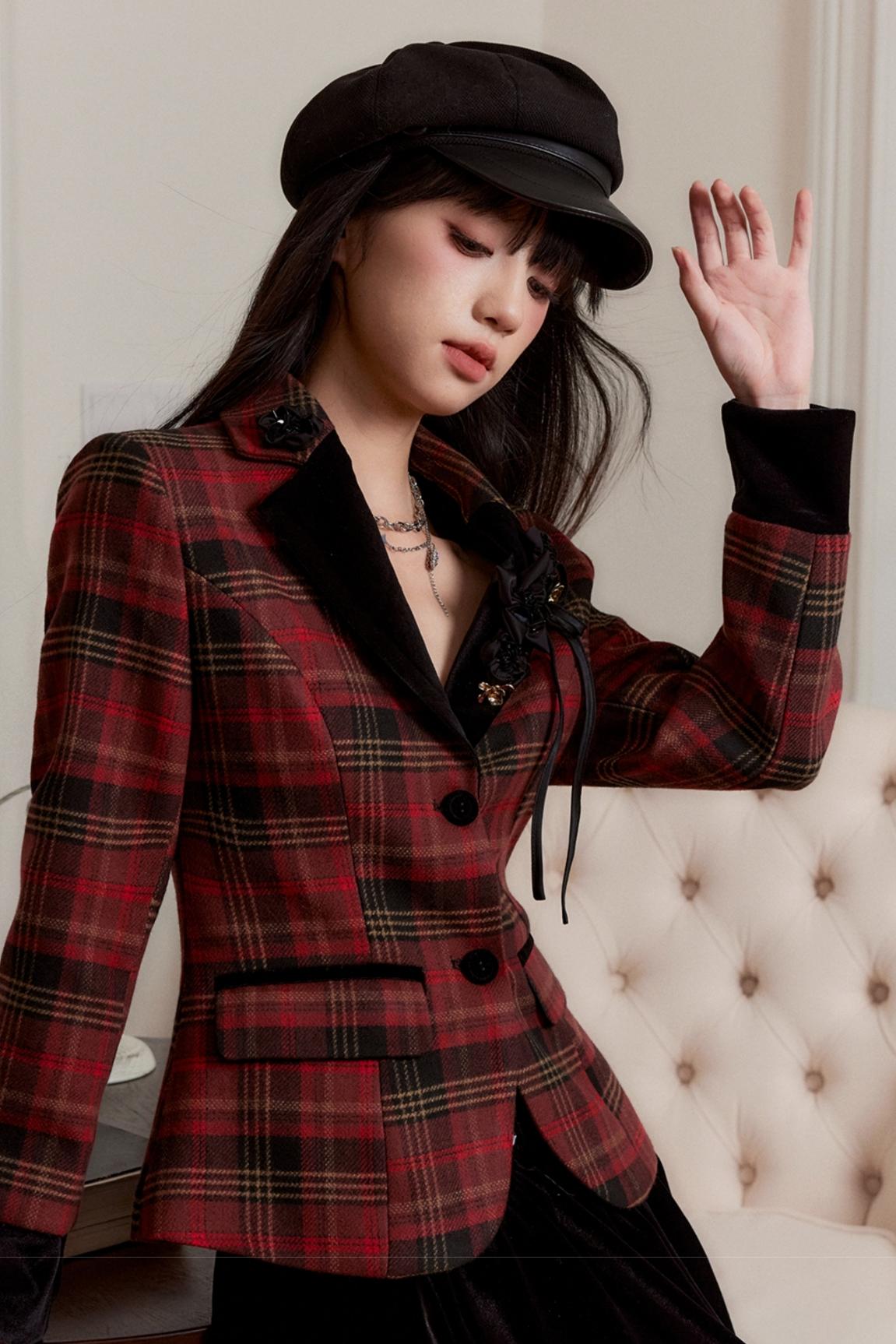 Checkered Octagonal Hat – UrbanSheek