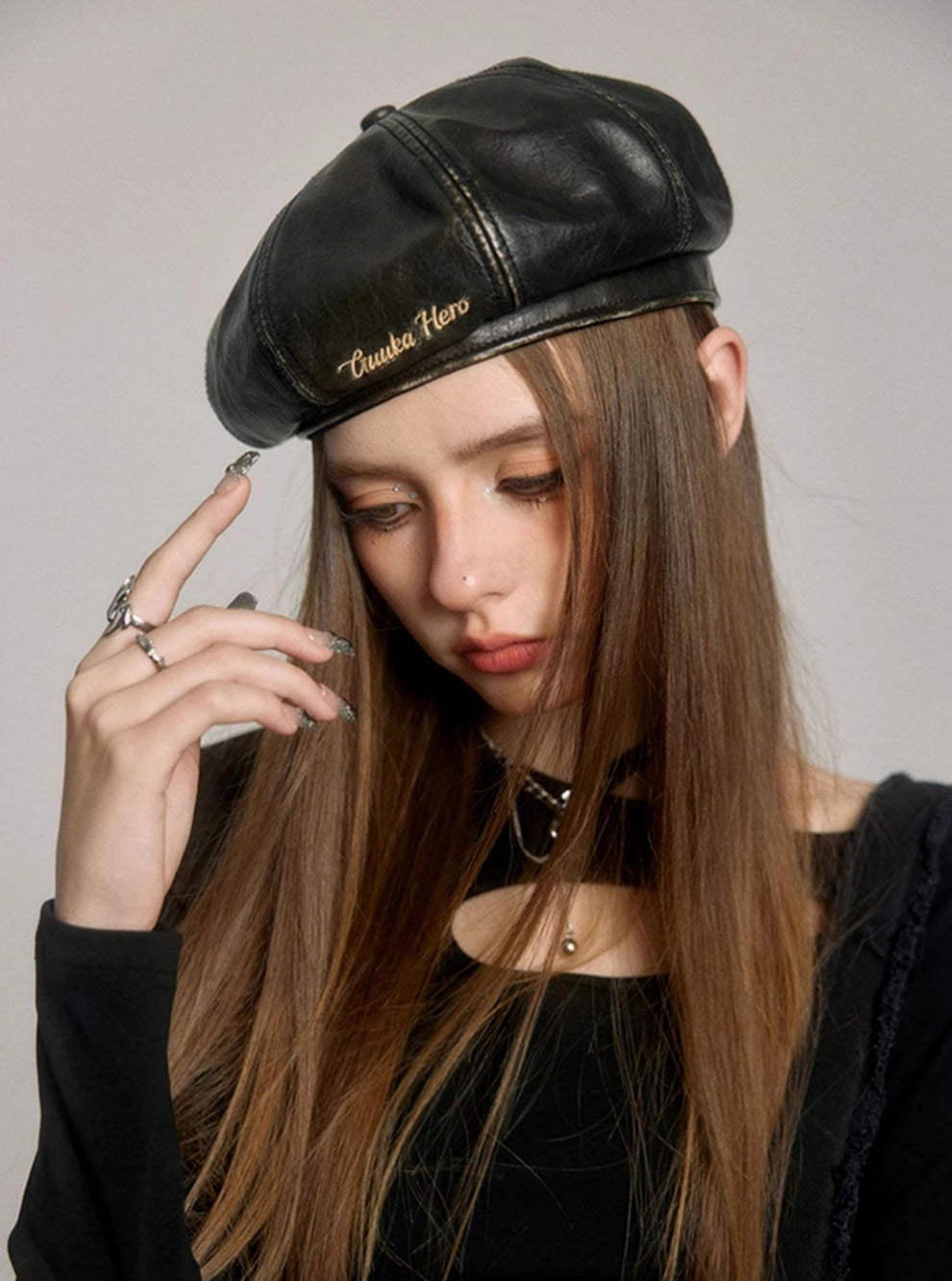 Black Embossed PU Pi Beret Hat – UrbanSheek