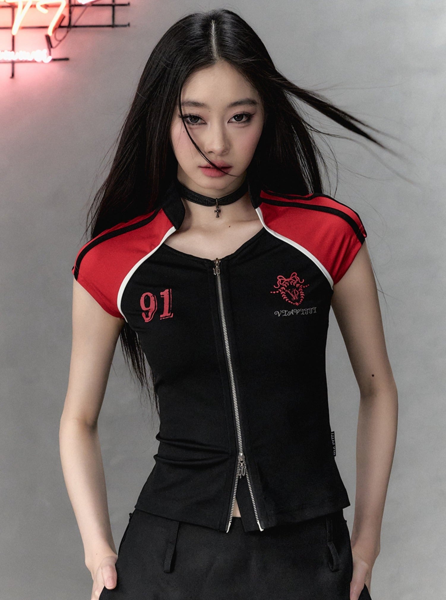 Sassy Casual Sports Contrast Zipper T-Shirt – UrbanSheek