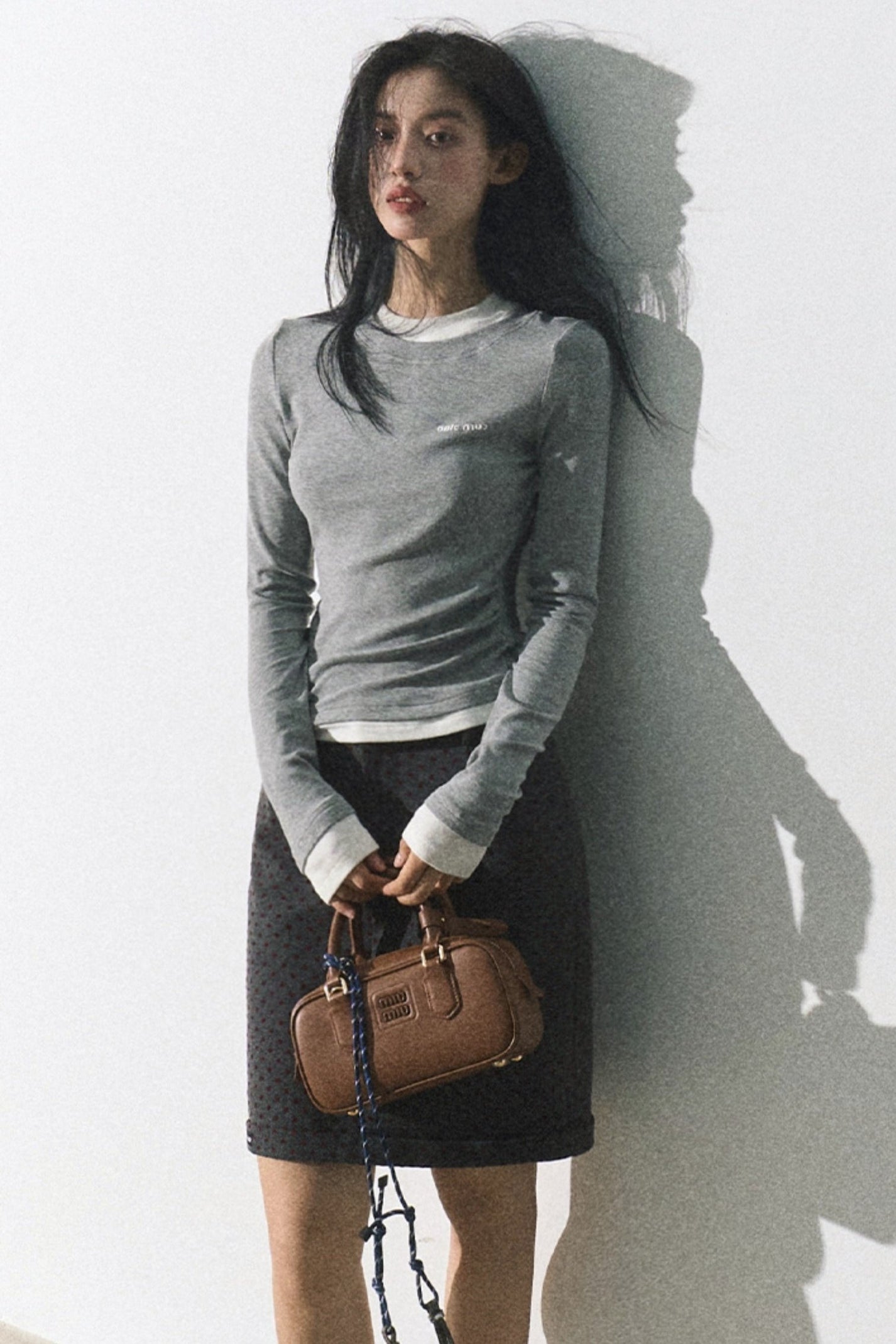 Fashionable Layering Underneath Bottom T-Shirt – UrbanSheek