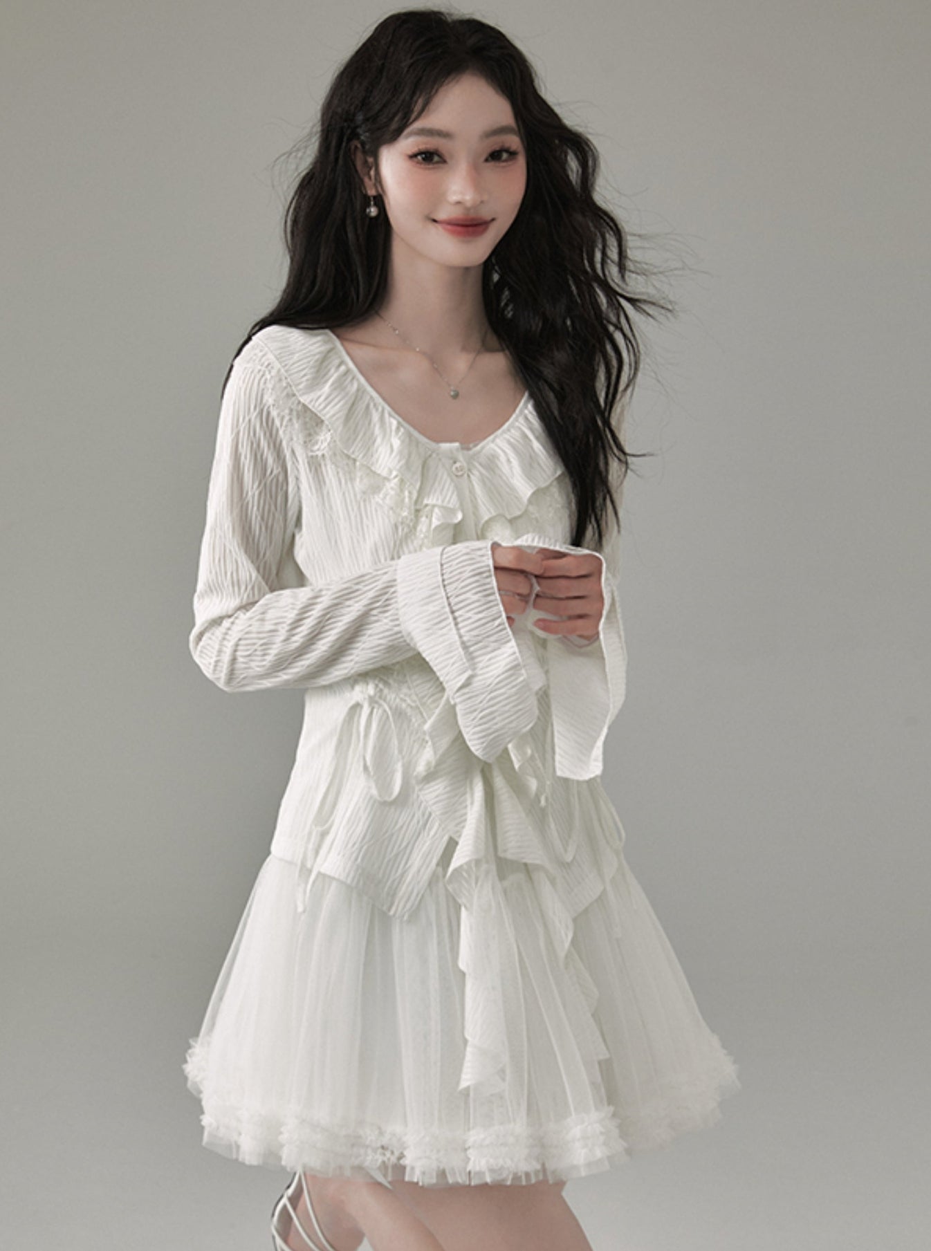 French Retro Ruffled V-Neck Chic Tops – UrbanSheek