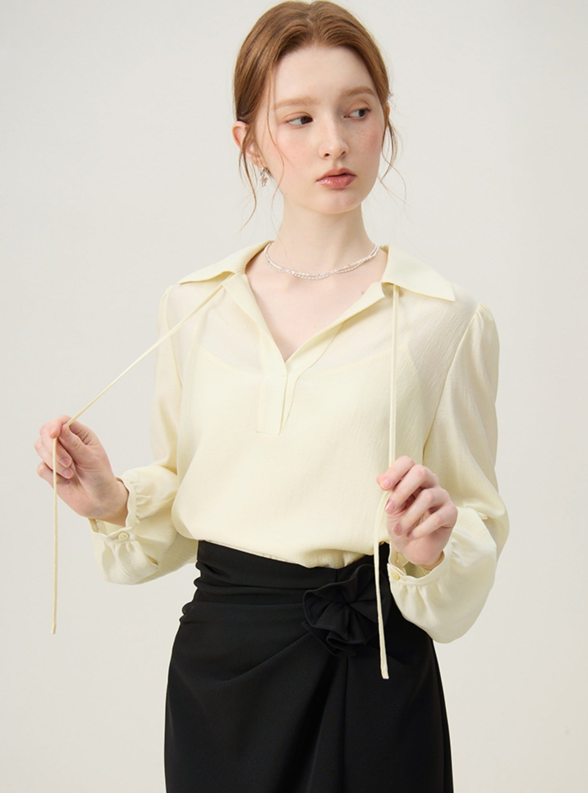 Roll-Neck V-Neck Versatile Top Set – UrbanSheek
