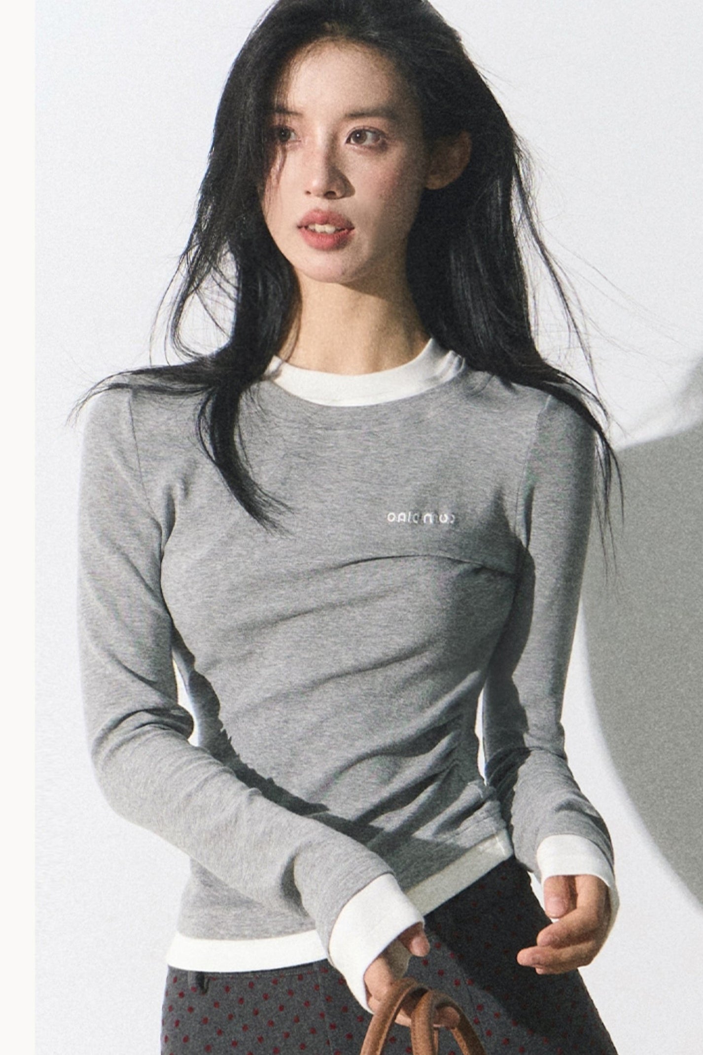 Fashionable Layering Underneath Bottom T-Shirt – UrbanSheek