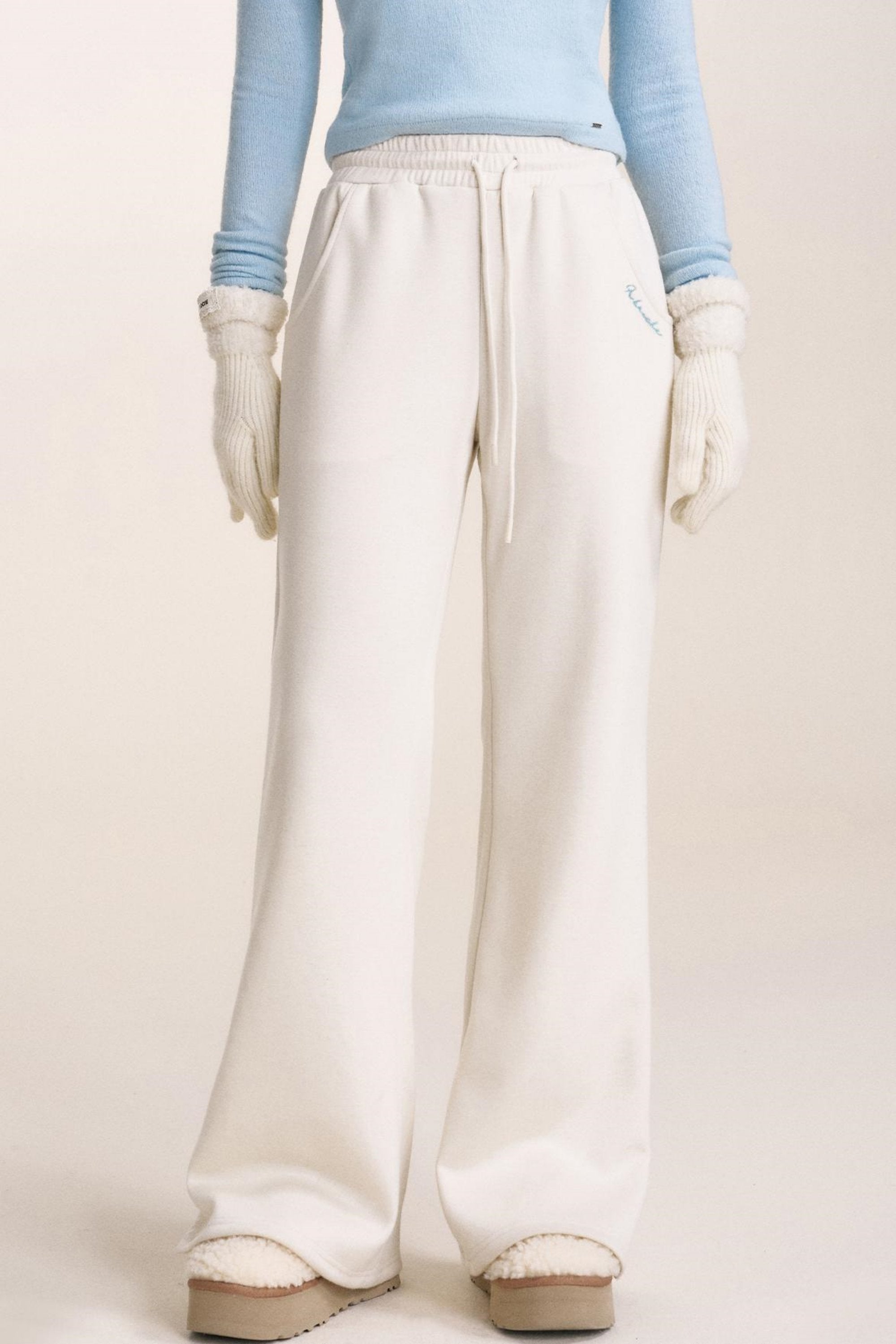 Luxe Silk-Wool Blend Cream Puff Pants – UrbanSheek